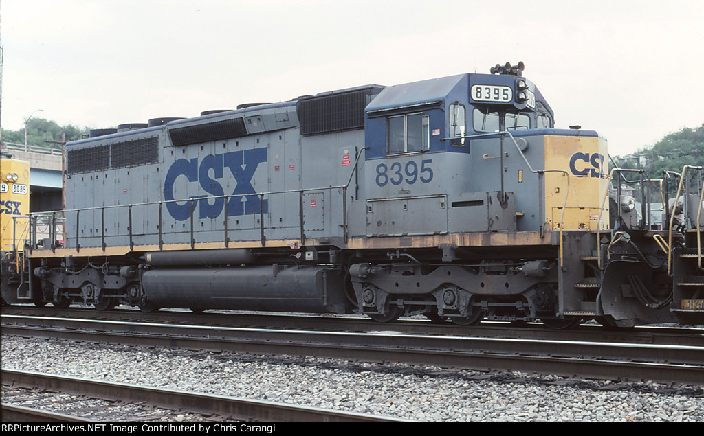 CSXT 8395 on Q317-12